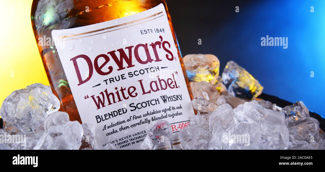 Logo dewar hi-res stock photography and images - Alamy