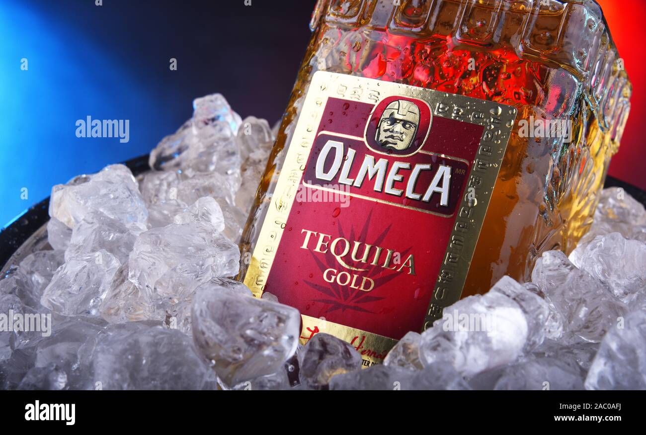 Olmeca logo hi-res stock photography and images - Alamy