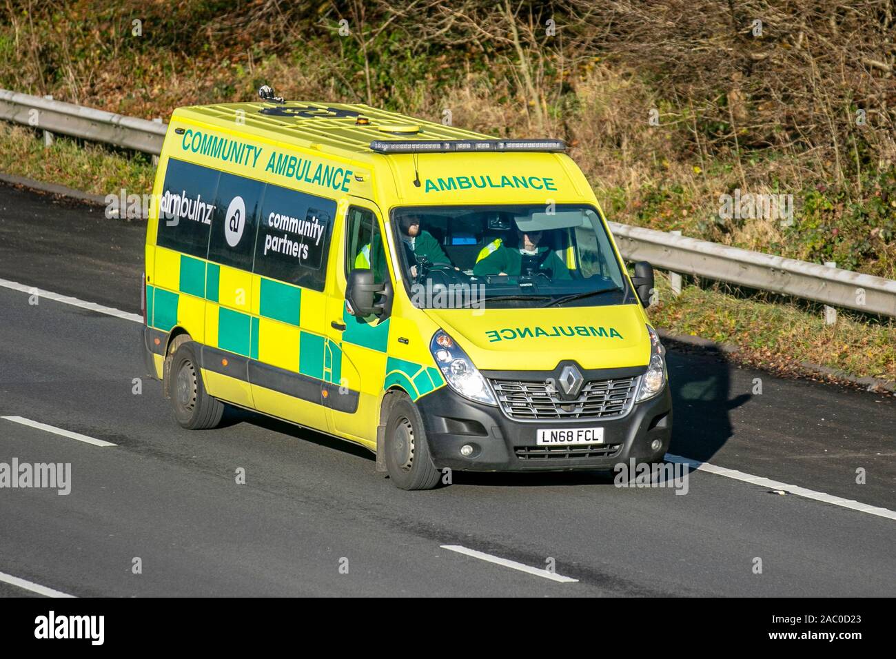 AMBULNZ Community Ambulance Renault Partners, Renault Trucks Master 35 ...
