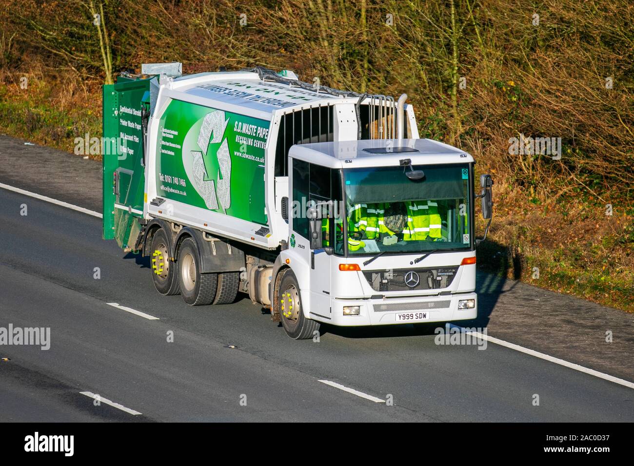 Sd waste paper recycling centre hi-res stock photography and images - Alamy