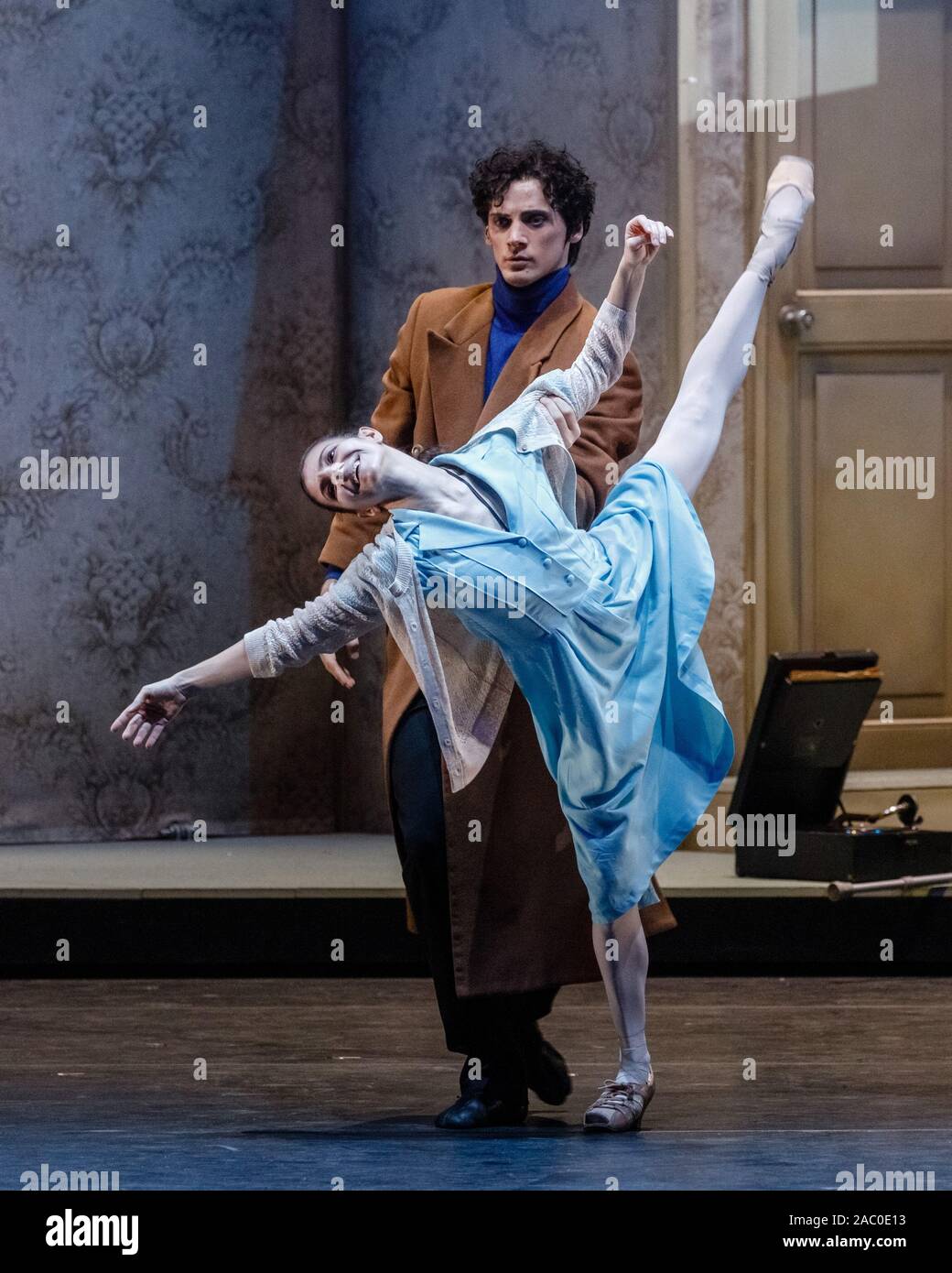 Hamburg, Germany. 29th Nov, 2019. The dancers Edvin Revazov as ...