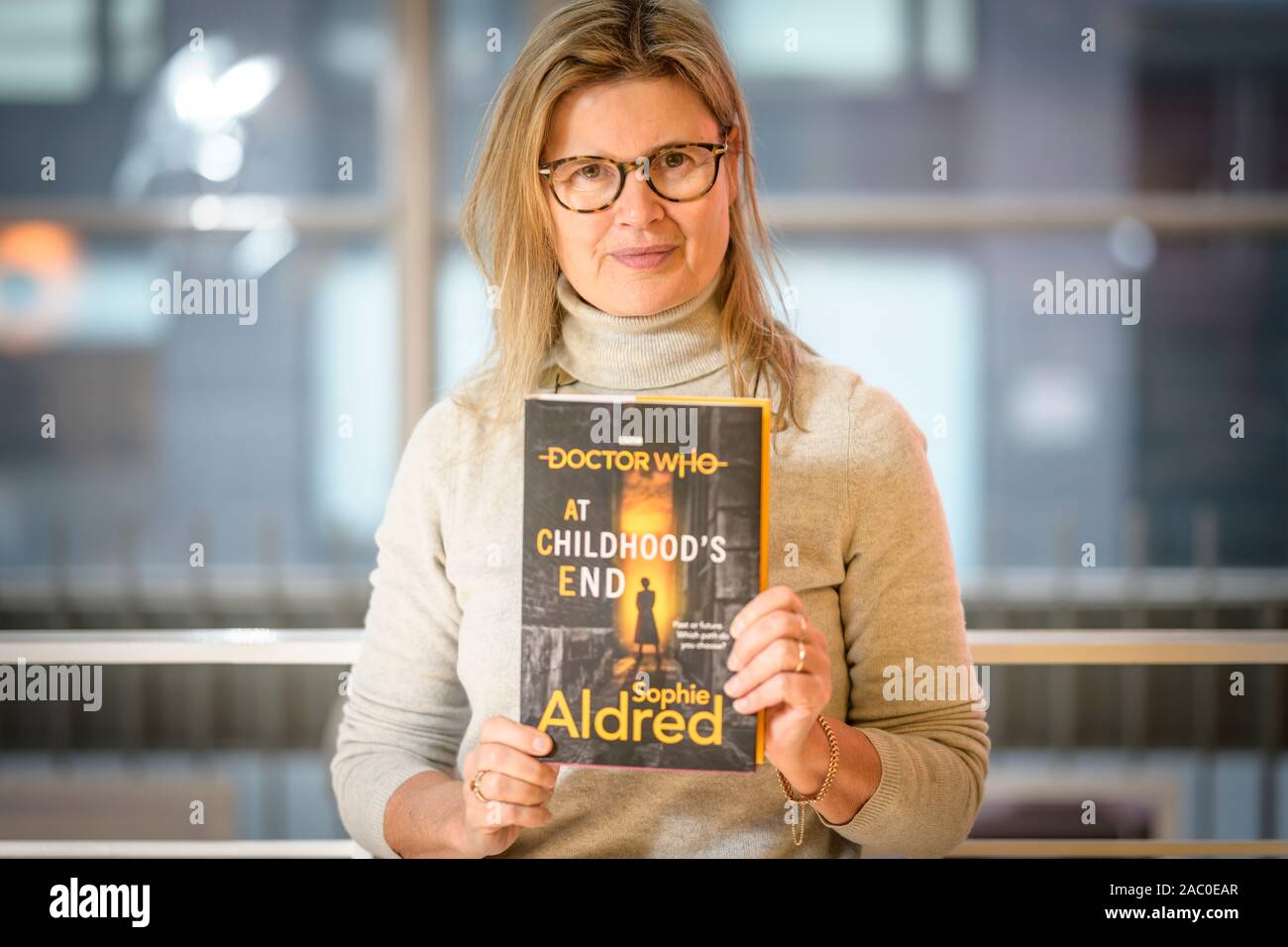 Sophie aldred hi-res stock photography and images - Alamy
