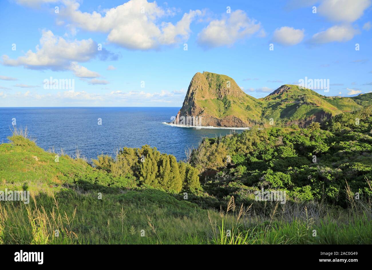 Landscape with Kahakuloa Head, Maui, Hawaii Stock Photo - Alamy