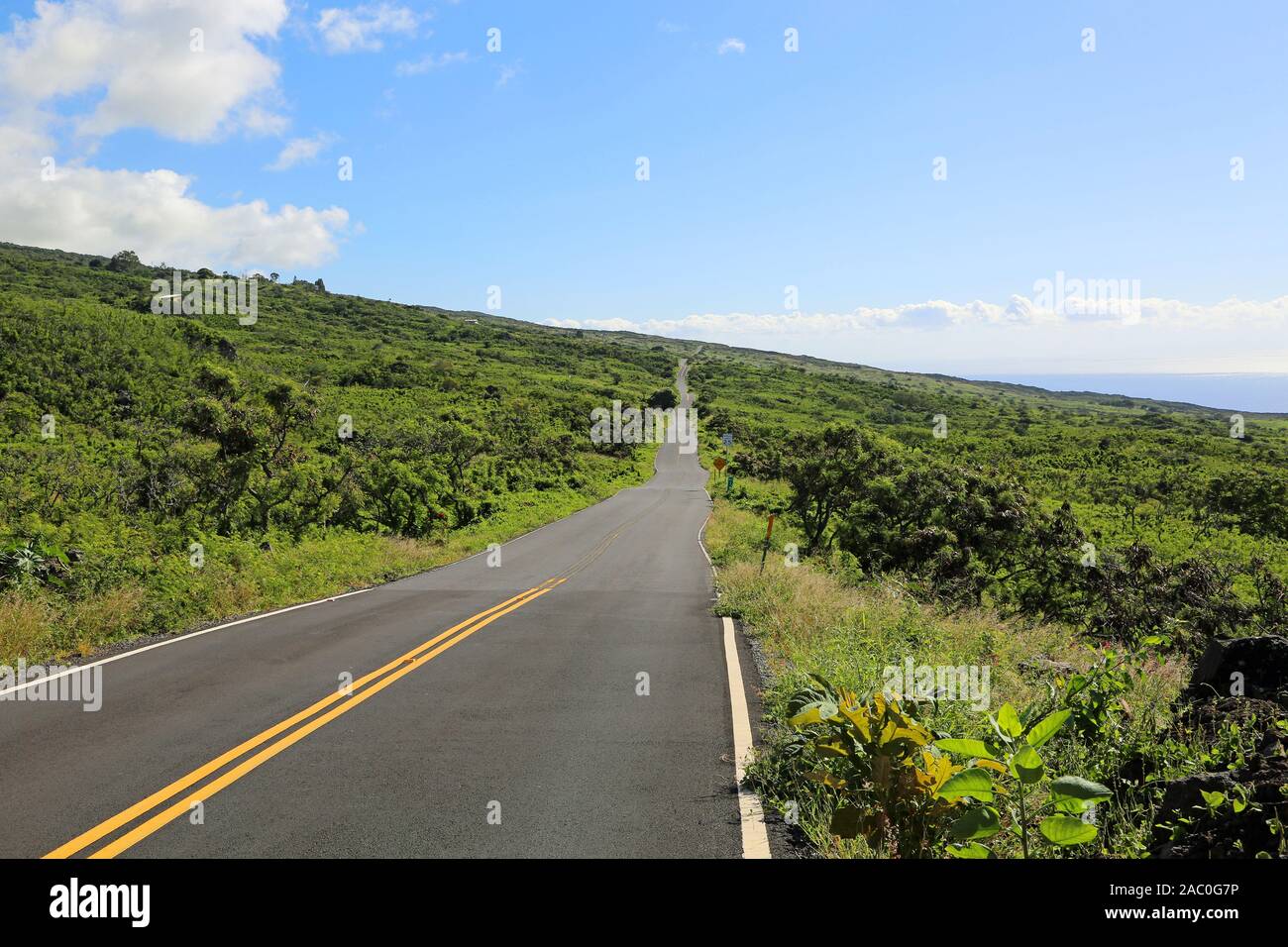 Hawaii scenic road hi-res stock photography and images - Alamy