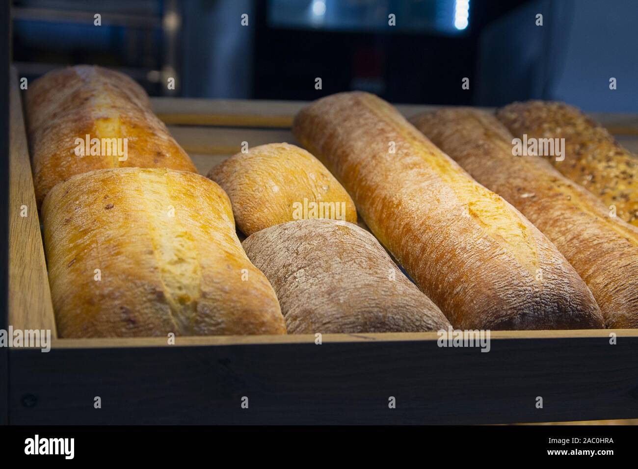 Fresh bread on the counter close-up. Bakery Stock Photo - Alamy
