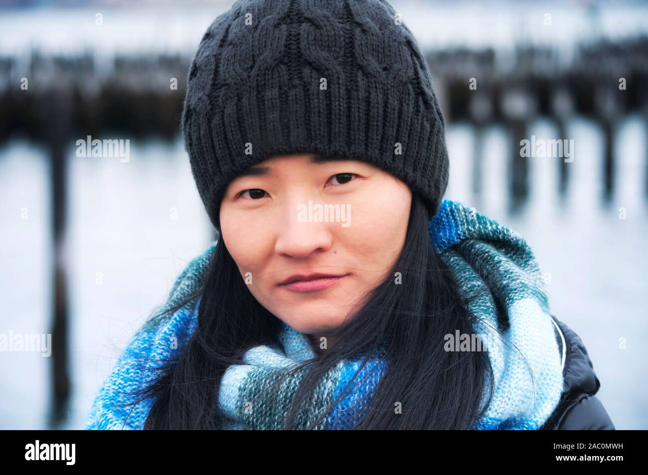 Asian woman wearing winter coat hi-res stock photography and images - Alamy