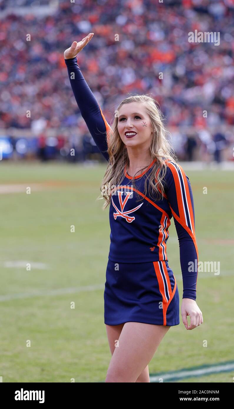 Charlottesville, Virginia, USA. 29th Nov, 2019. Virginia cheerleader ...