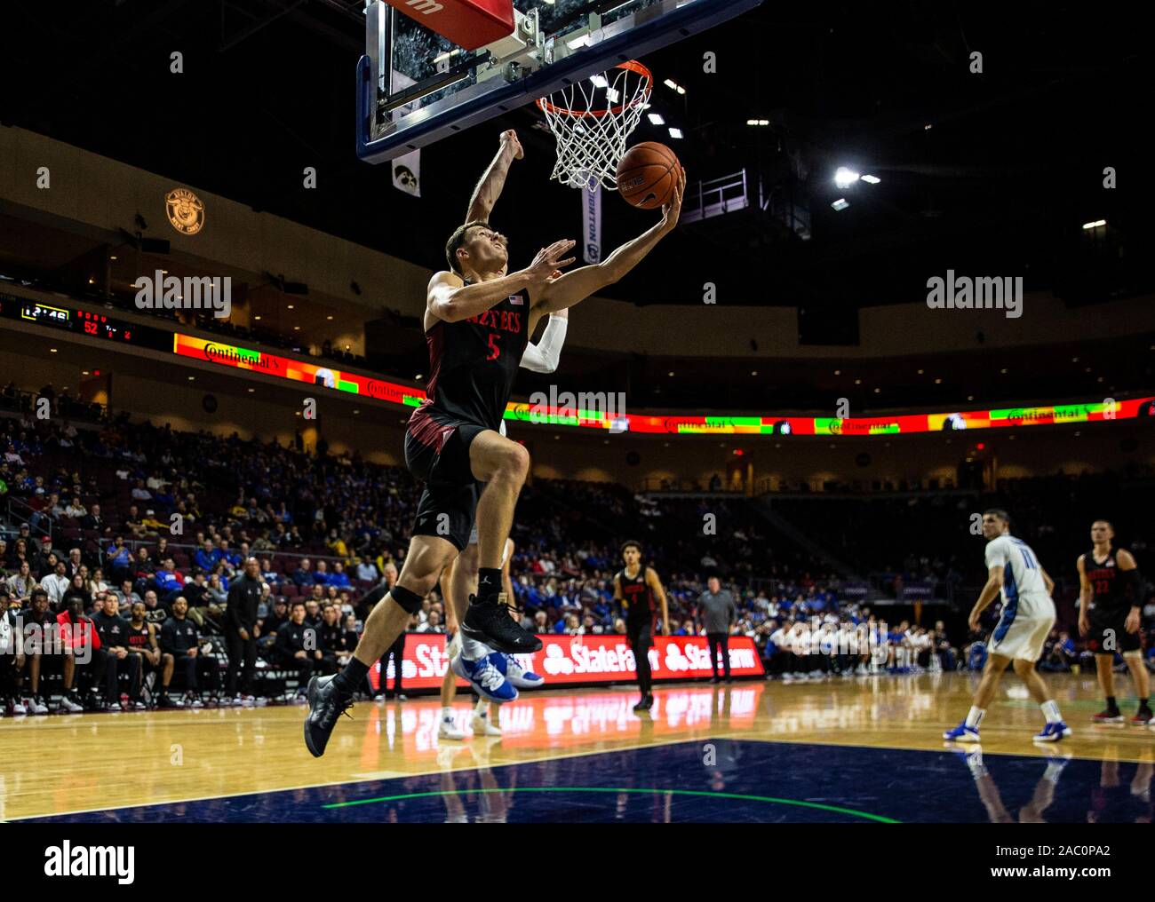 Yanni hi-res stock photography and images - Alamy