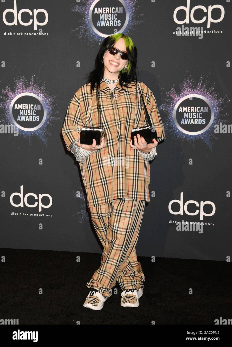 Billie eilish portrait hi-res stock photography and images - Alamy