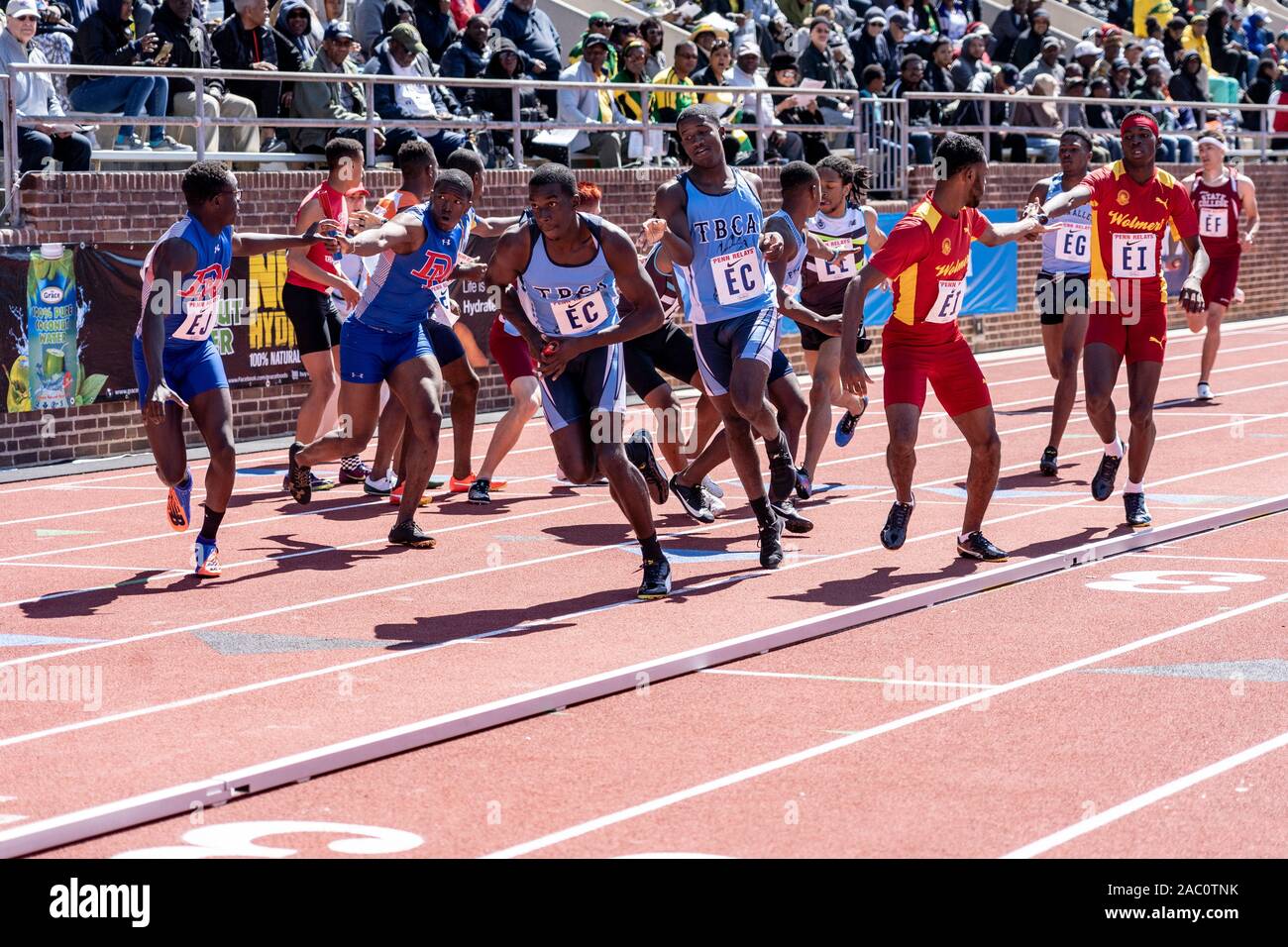 High School boys 4x400 runners competing at the 2019 Penn Relay Stock Photo - Alamy
