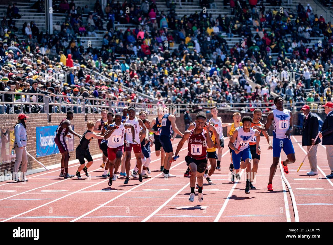 High School boys 4x400 runners competing at the 2019 Penn Relay Stock Photo - Alamy