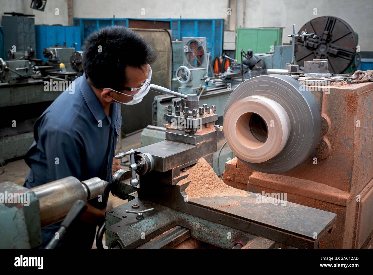 Industrial milling hi-res stock photography and images - Alamy