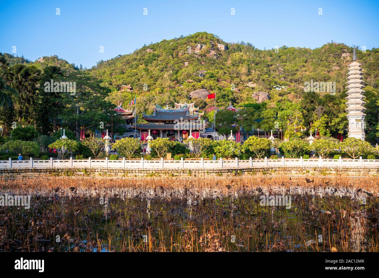 Nanputuo buddhist temple hi-res stock photography and images - Alamy