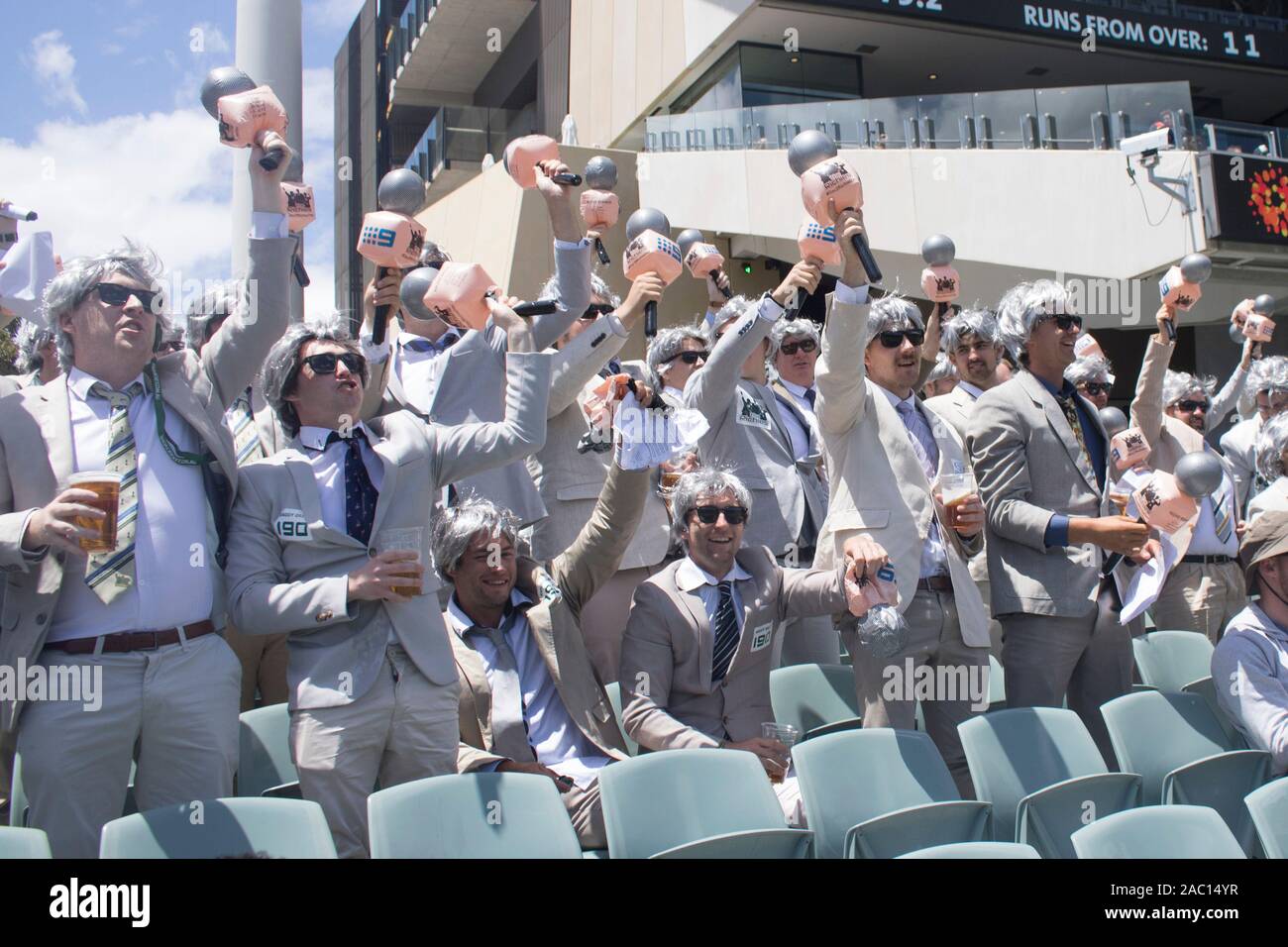 Cricket commentator hi-res stock photography and images - Alamy