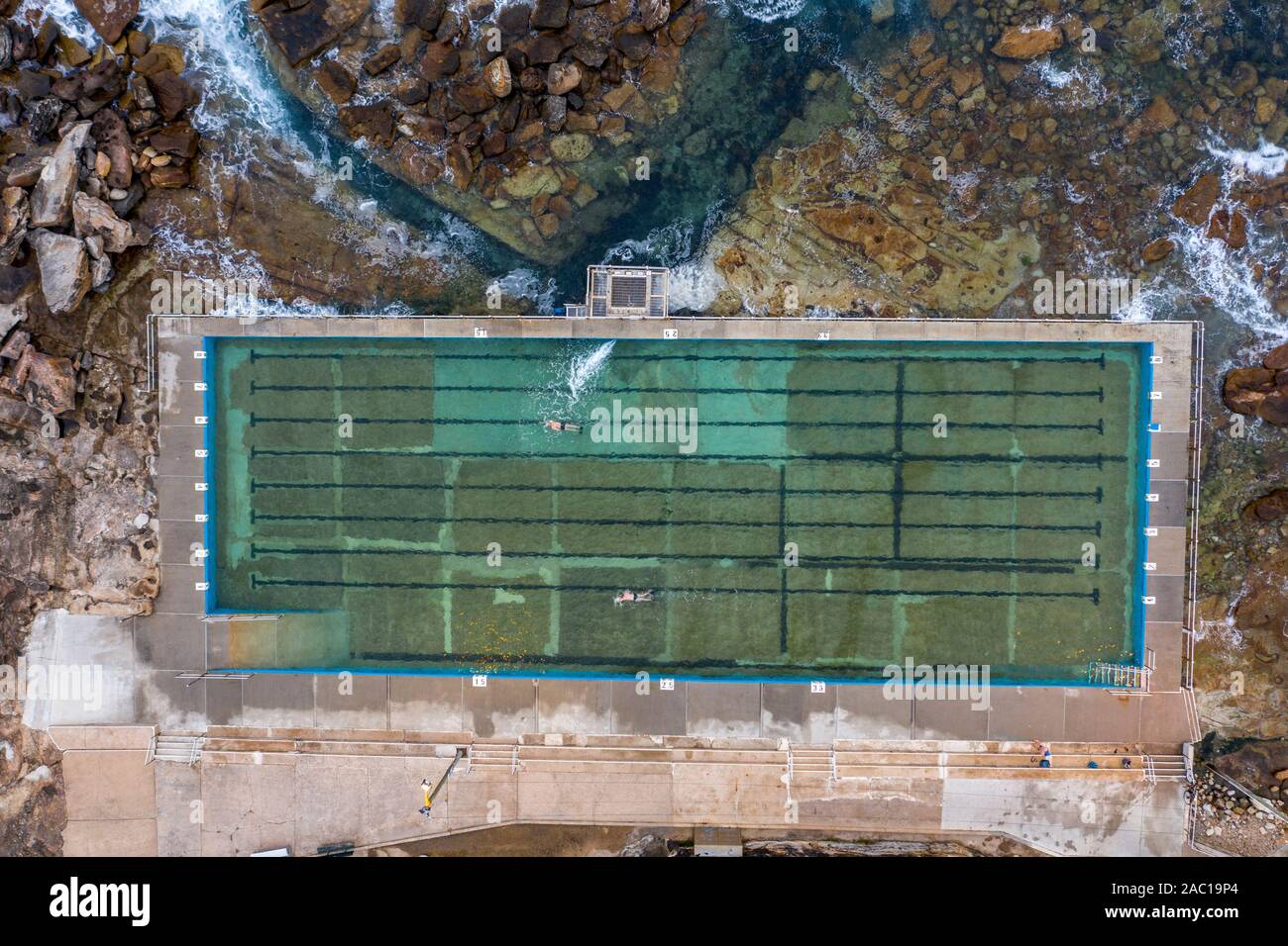 Freshwater tidal swimming pool in Sydney, New South Wales, Australia ...