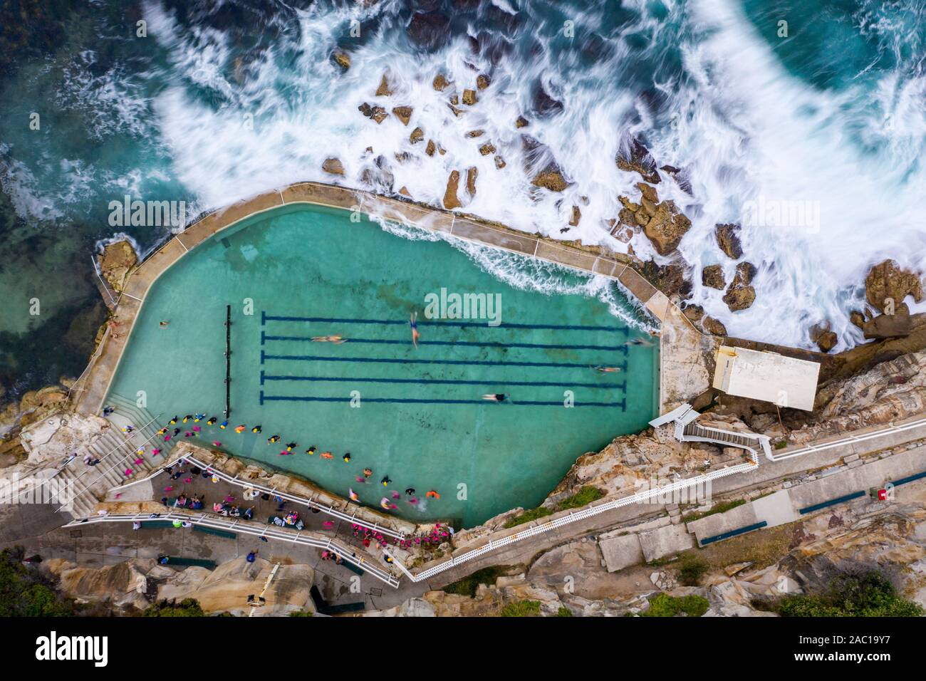 Bronte Beach Rock Pool High Resolution Stock Photography and Images - Alamy