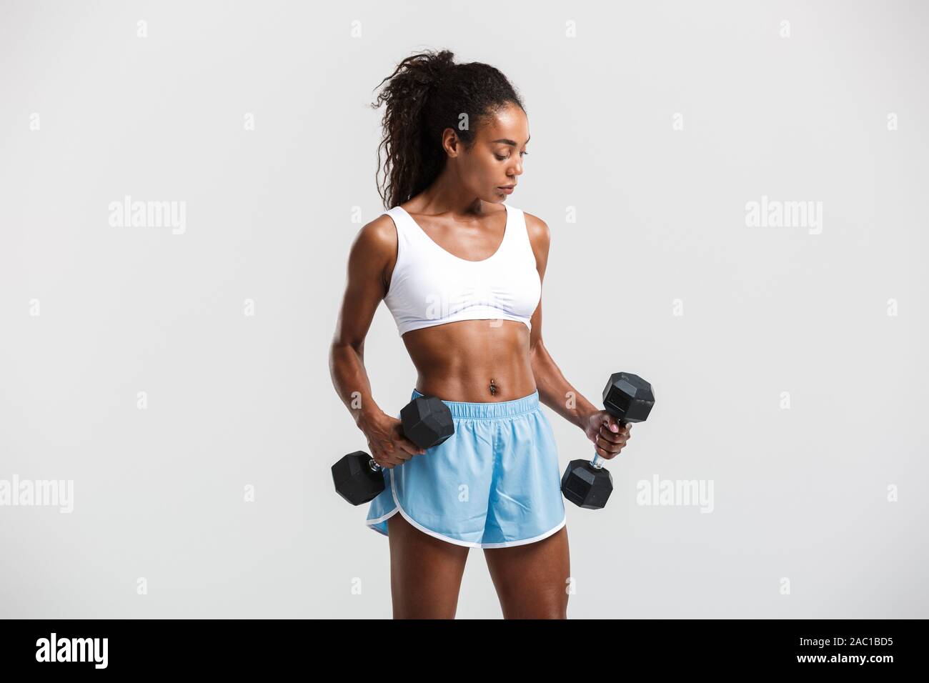 African american female bodybuilder hi-res stock photography and images ...