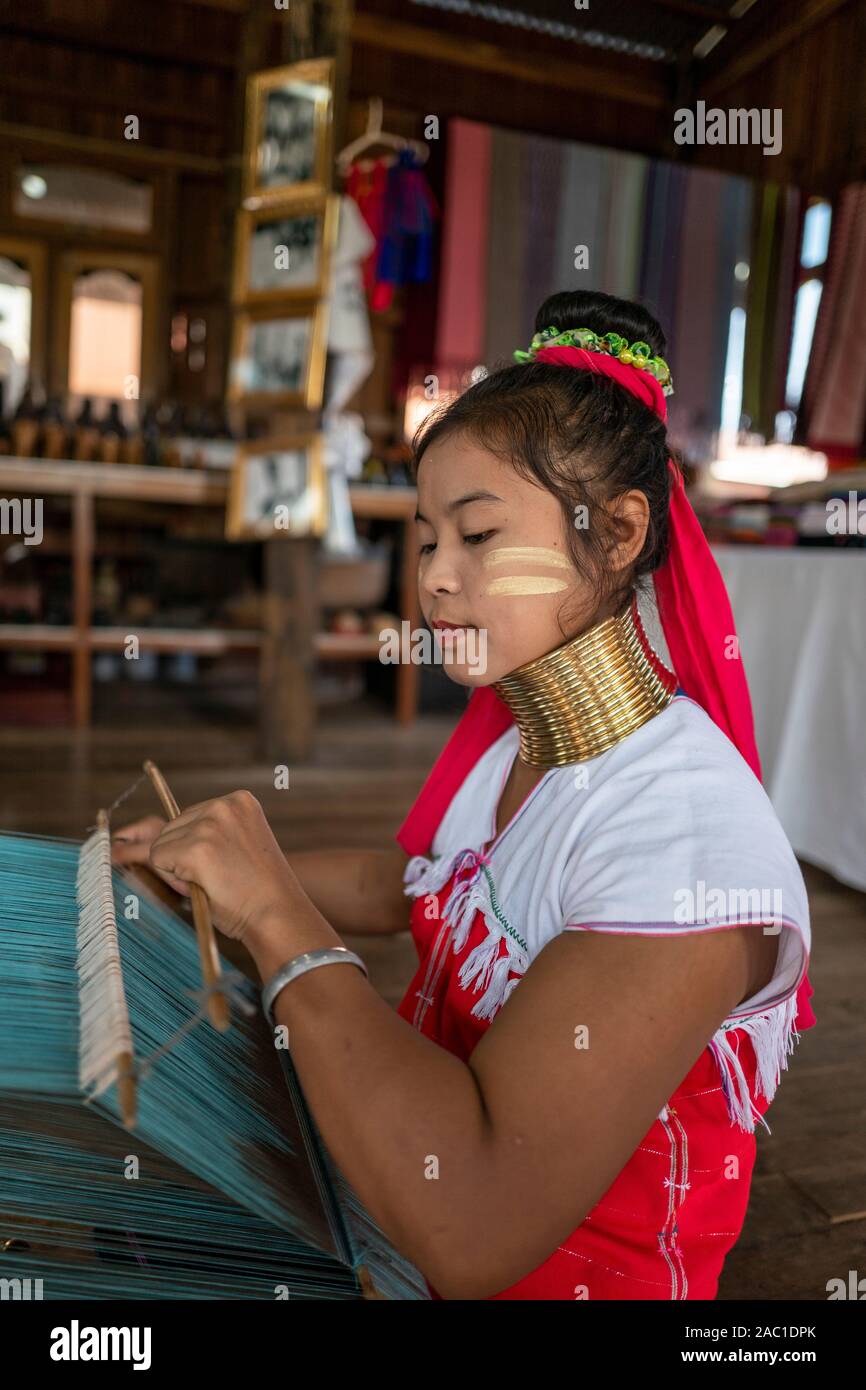 Handicraft tradition hi-res stock photography and images - Alamy