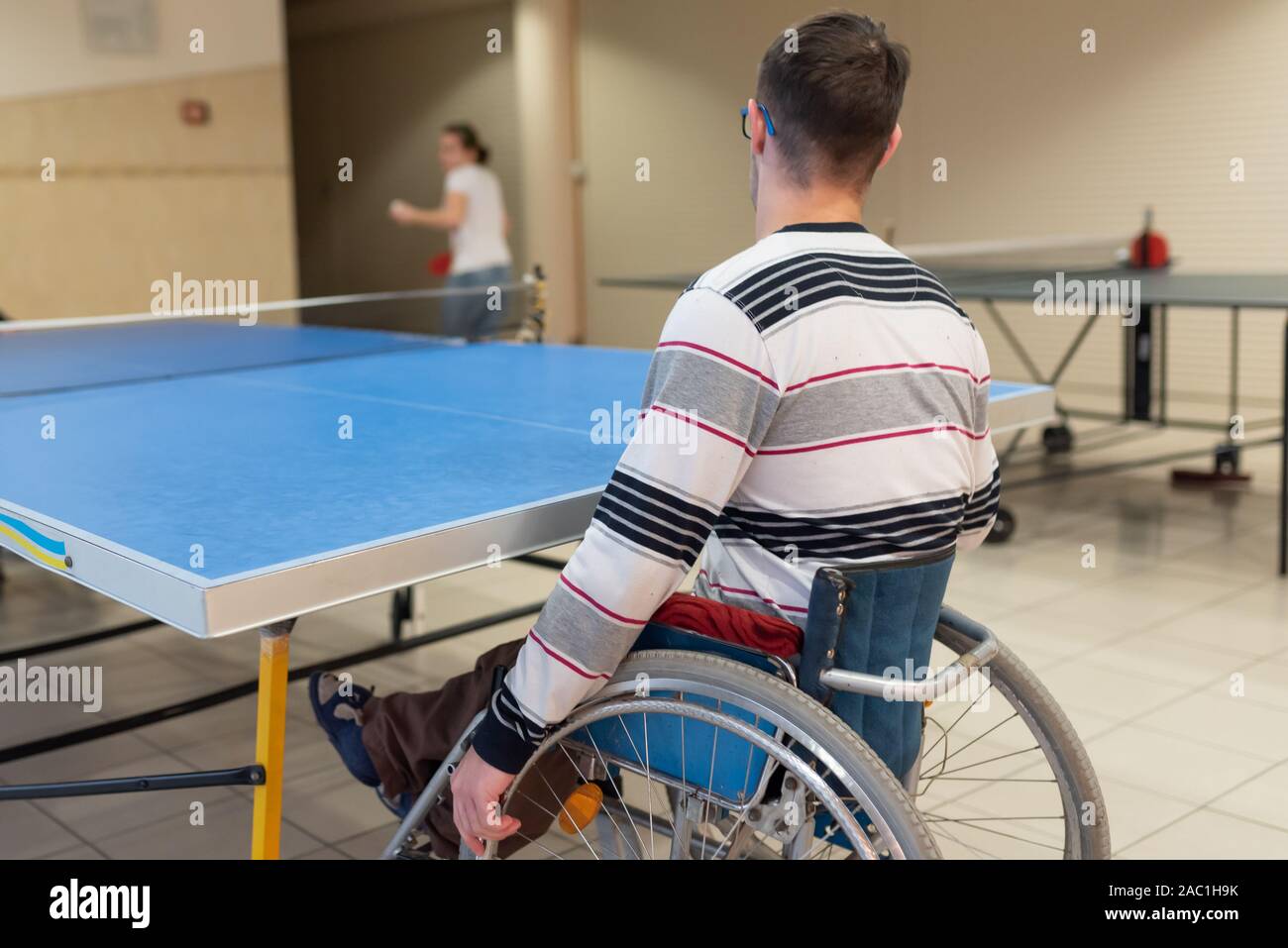 Wheelchair table tennis hi-res stock photography and images - Alamy