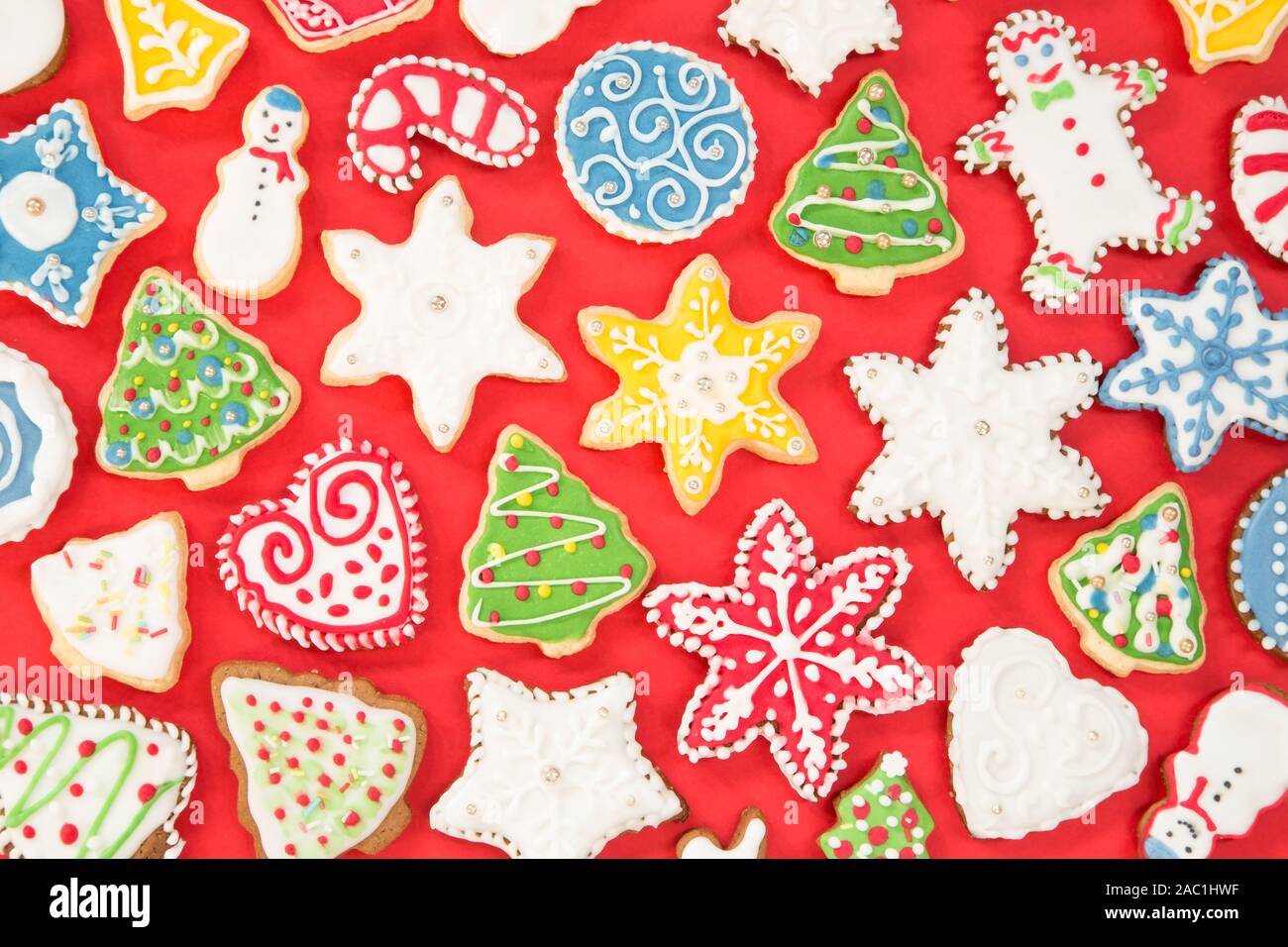 Handmade christmas gingerbread cookies hi-res stock photography and ...
