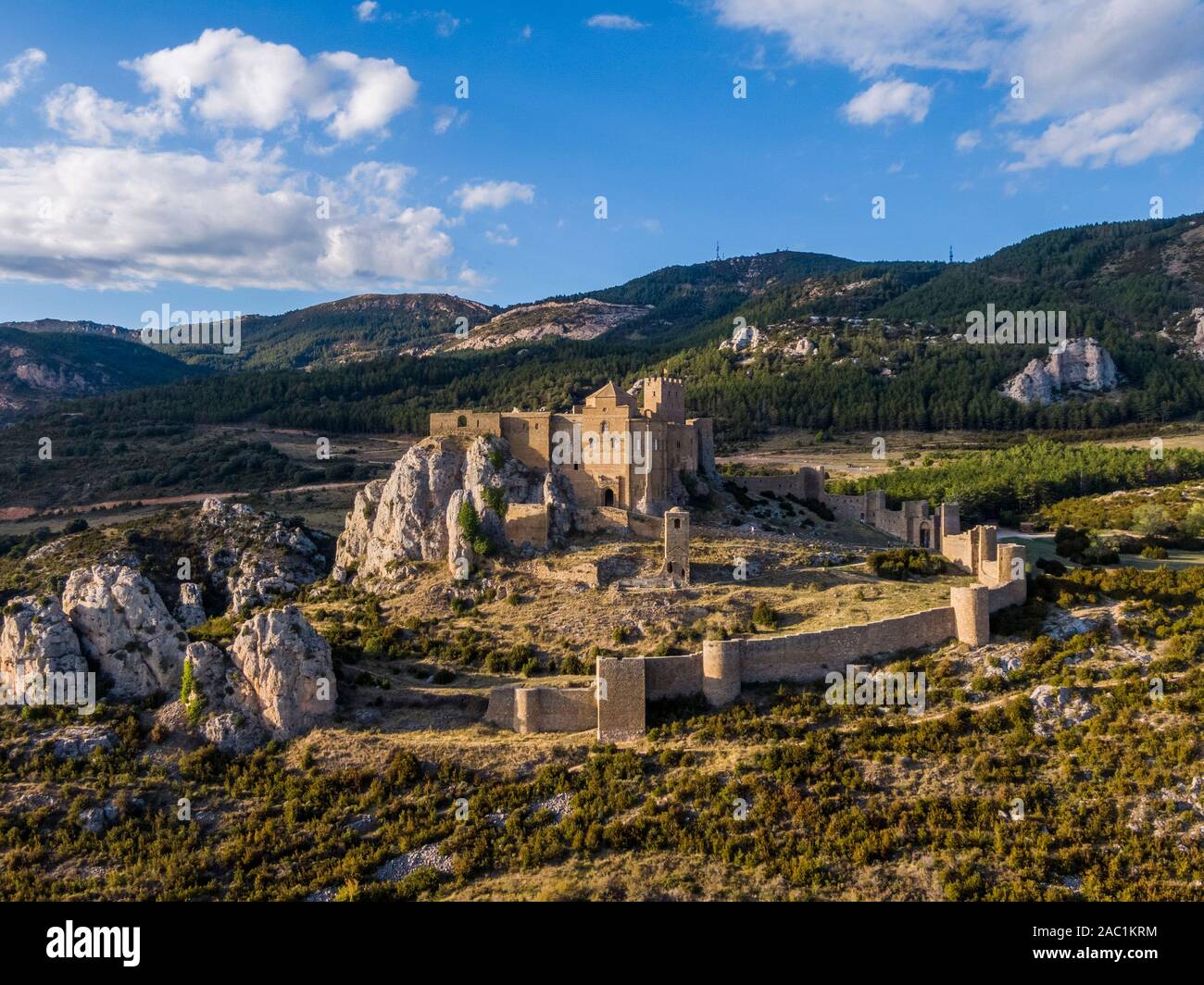 Loarre castle hi-res stock photography and images - Alamy