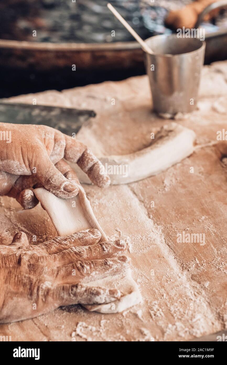Asian deep fried dough hi-res stock photography and images - Alamy