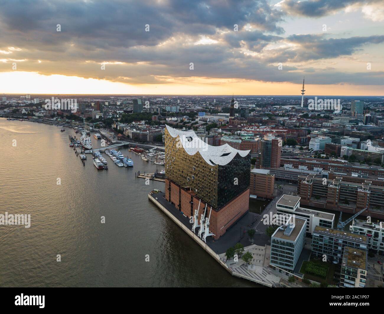 Aerial view of the Elbe River and the Opera House in Hamburg during ...