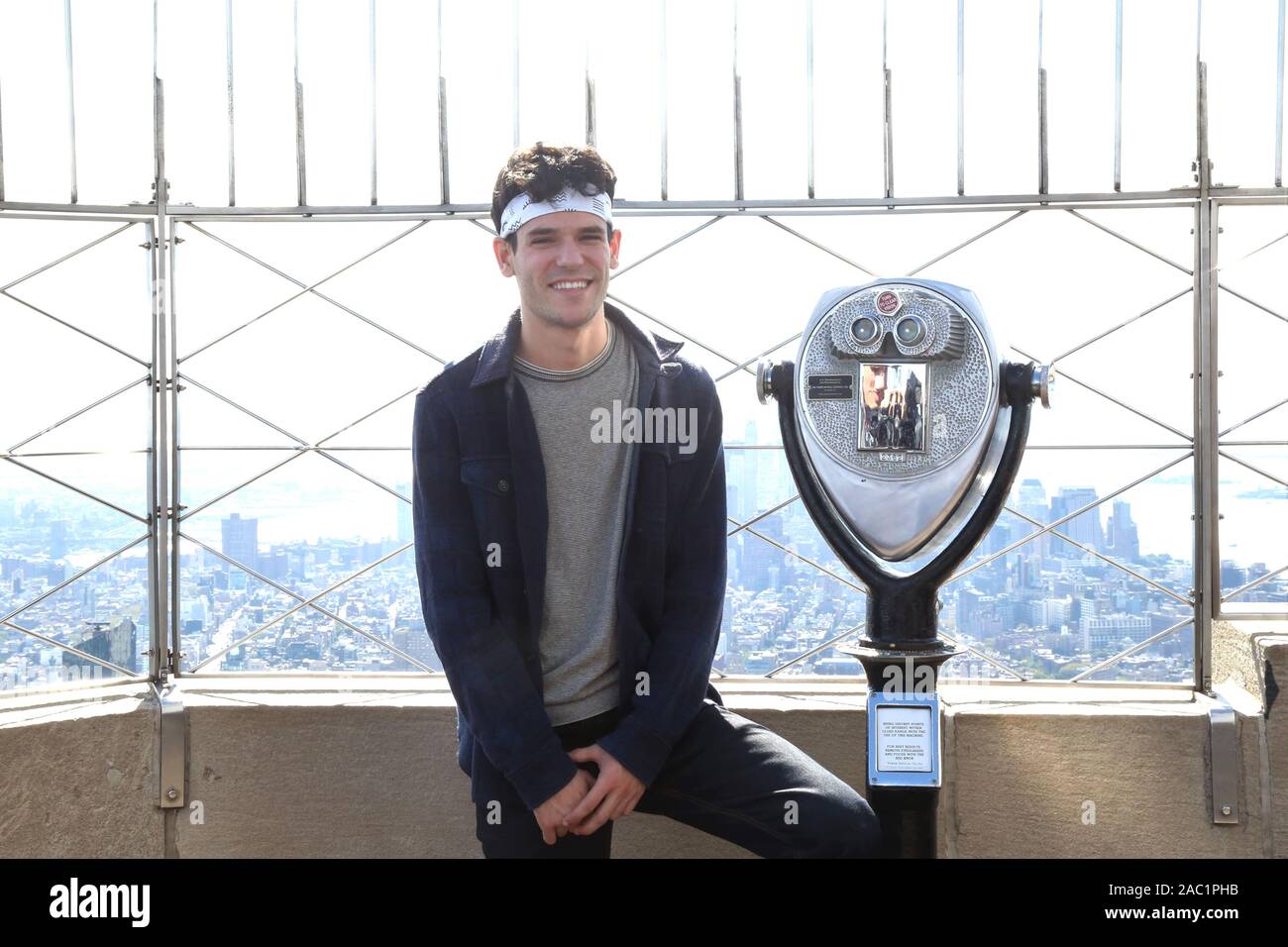 The cast of The Lightning Thief makes an appearance at the Empire State ...