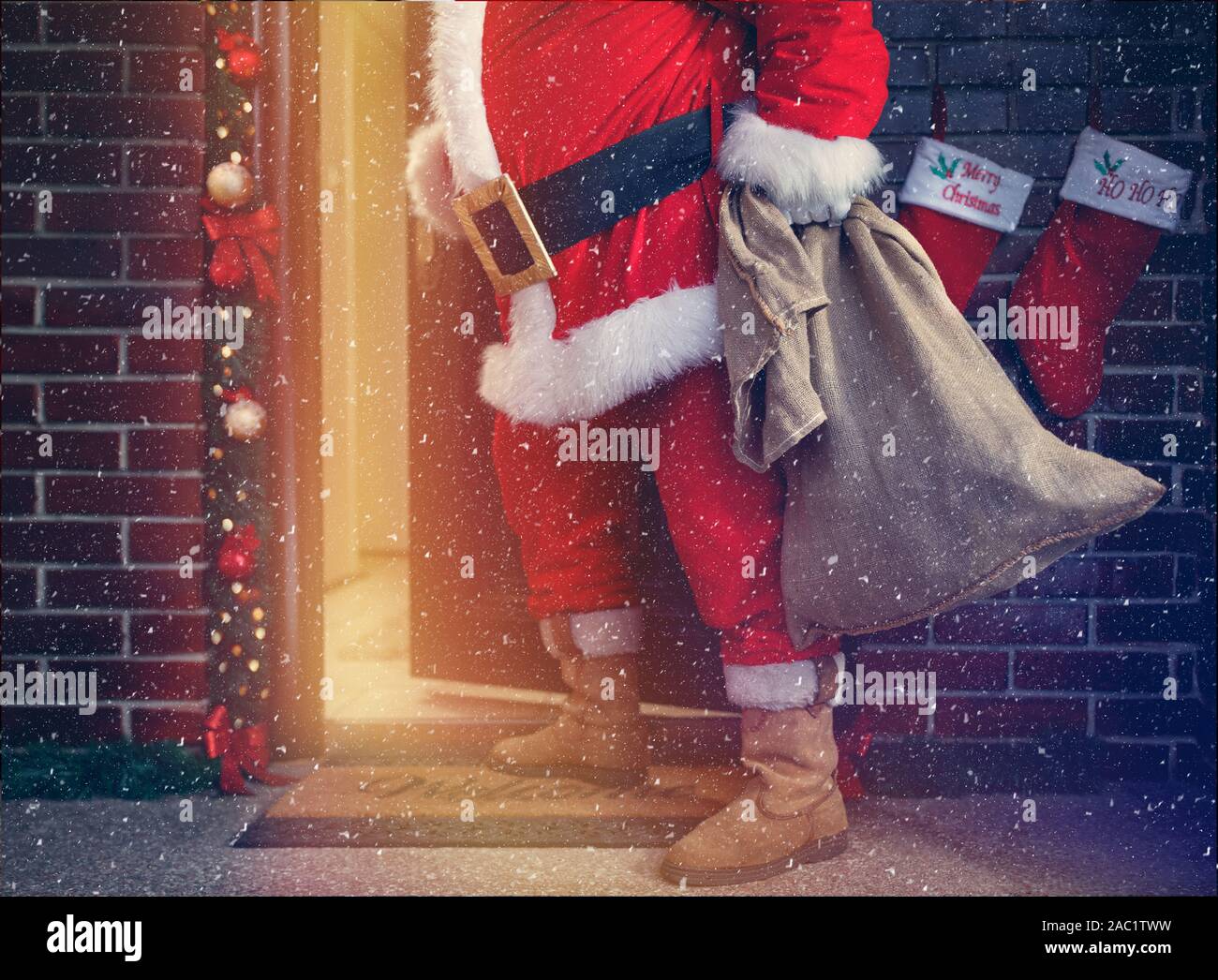 Enter house gift hi-res stock photography and images - Alamy