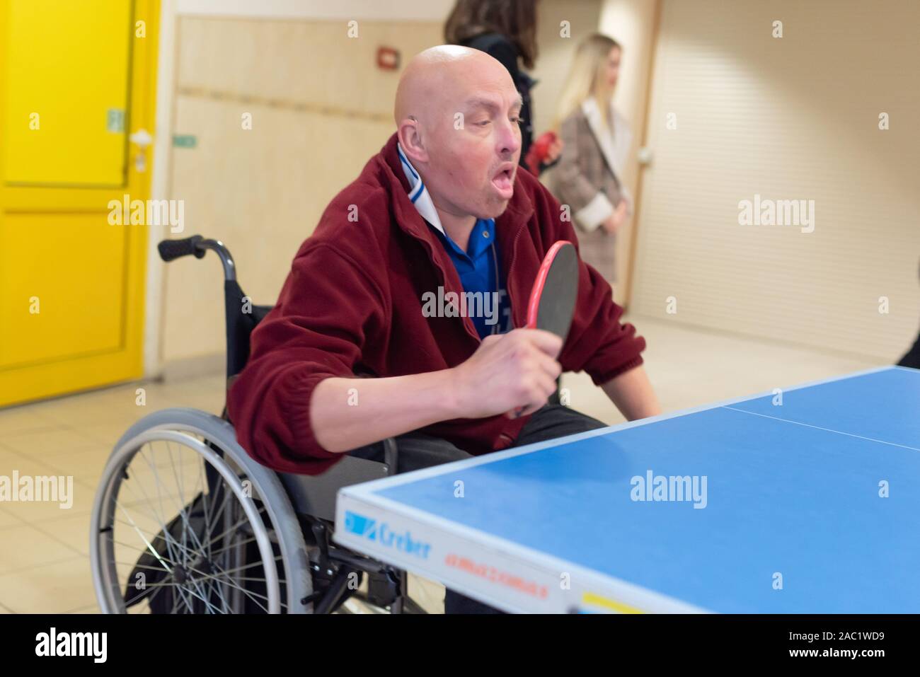 Wheelchair table tennis athlete hi-res stock photography and images - Alamy