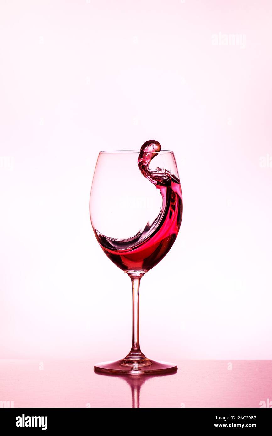 Glass of red wine - the glass is half full - the glass is half empty ...