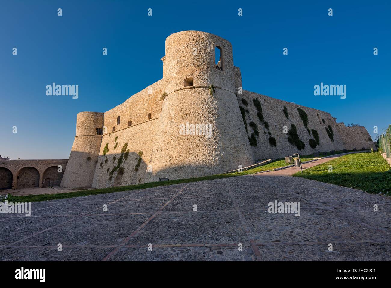 Ortona, italy hi-res stock photography and images - Alamy