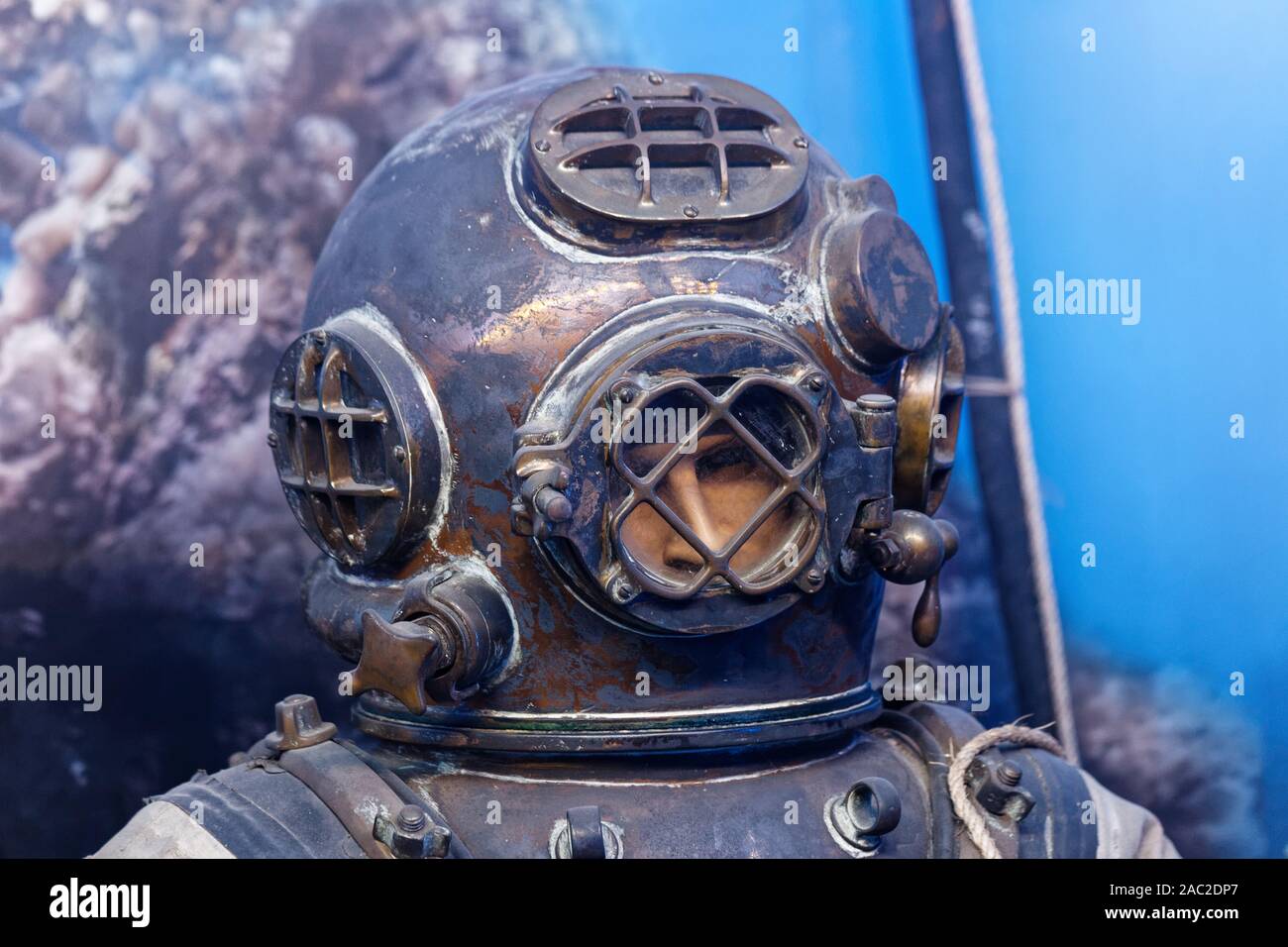Steampunk ship hi-res stock photography and images - Alamy