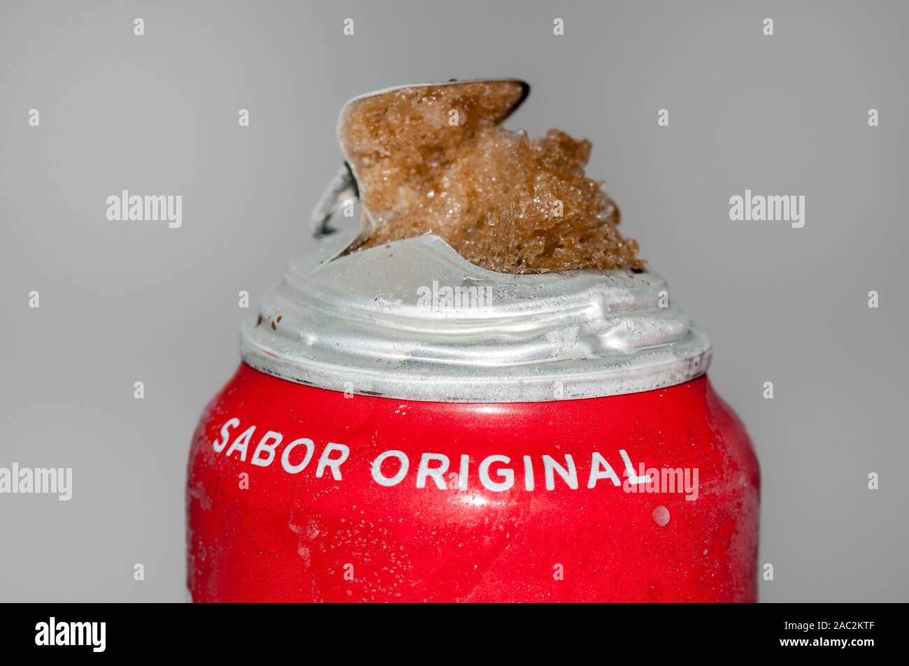 Crushed coke can hi-res stock photography and images - Alamy