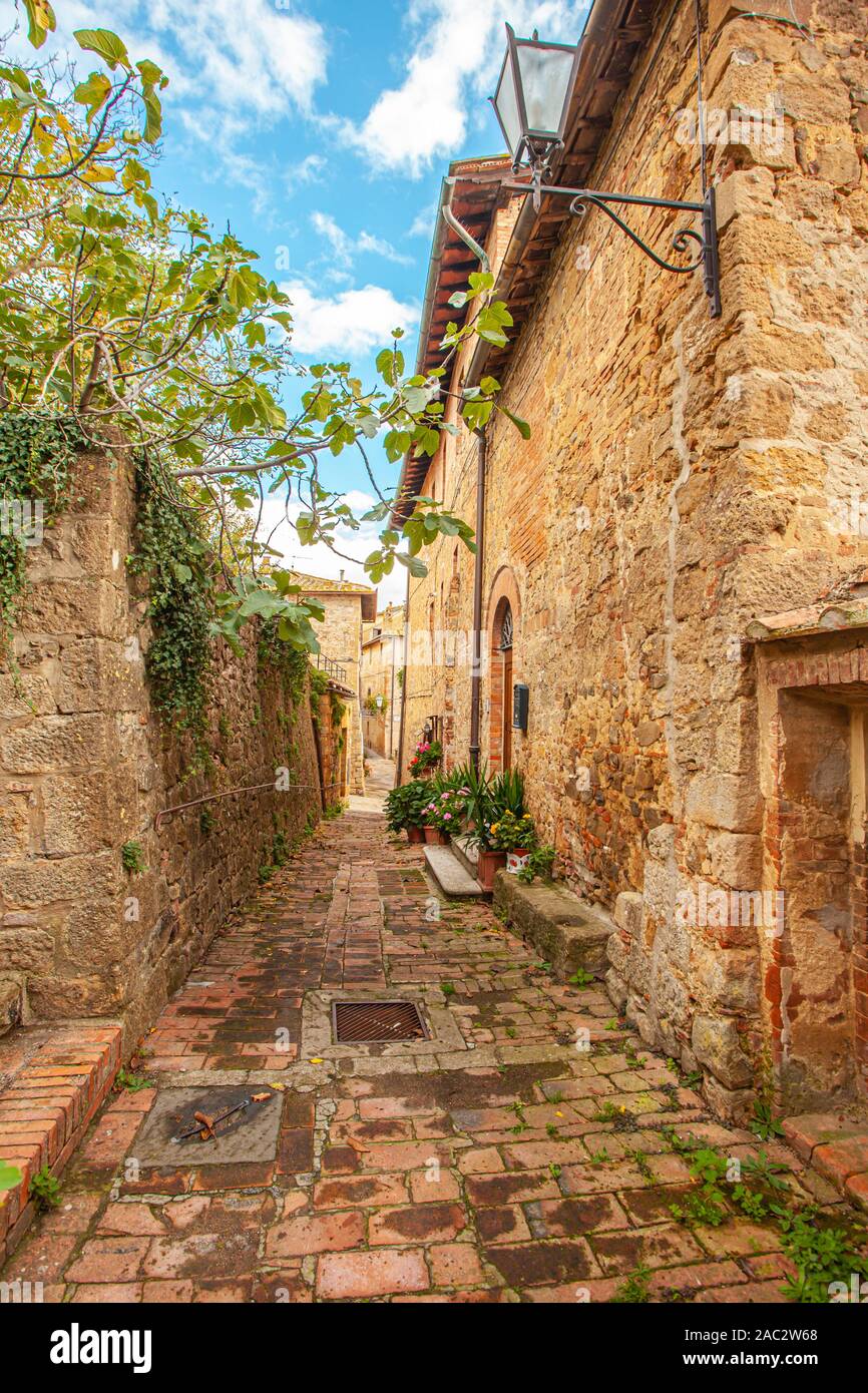 Tuscan Medieval Village Monticchiello Tuscany Italy Picturesque ...