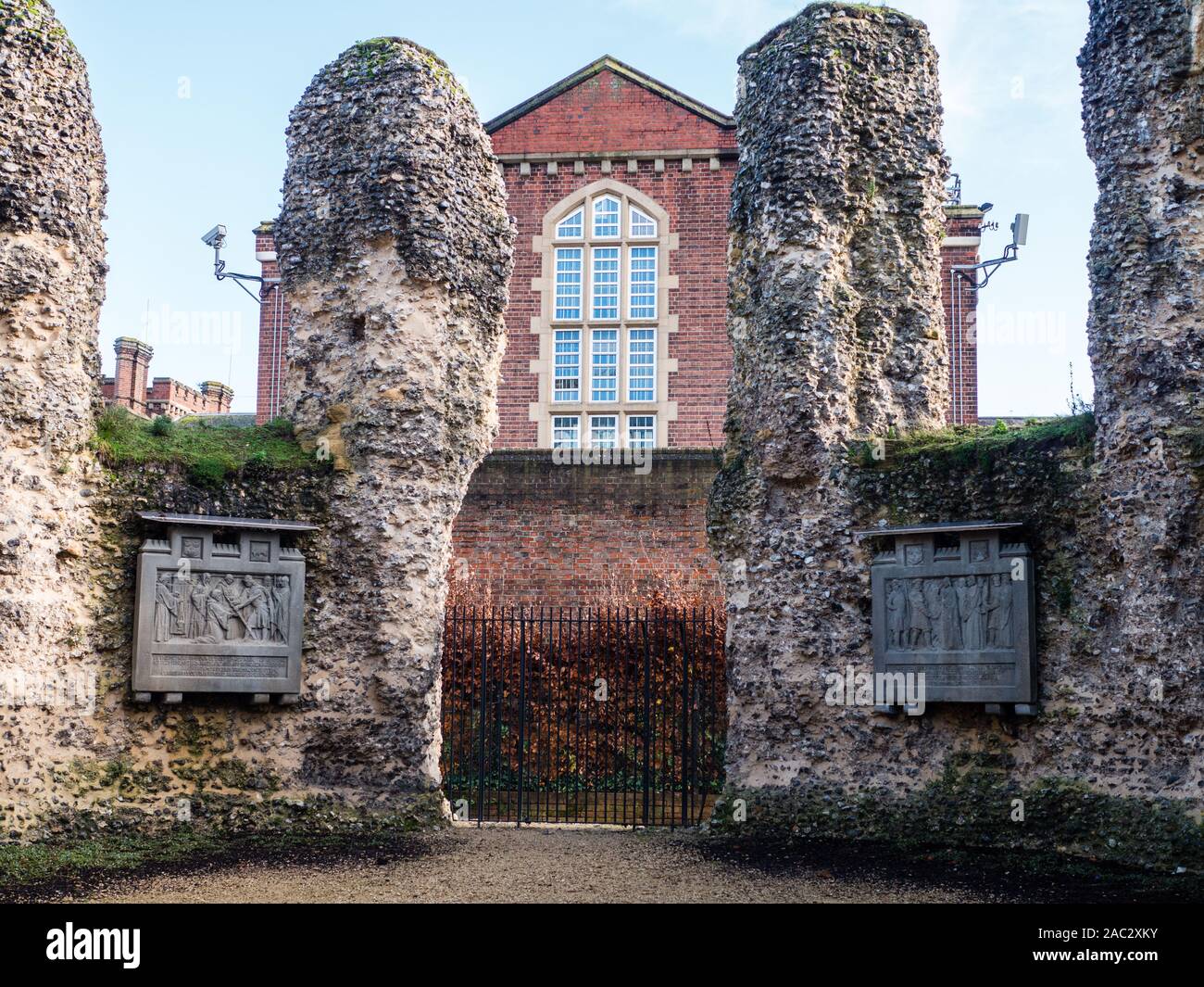 Reading Abbey Ruins High Resolution Stock Photography and Images - Alamy