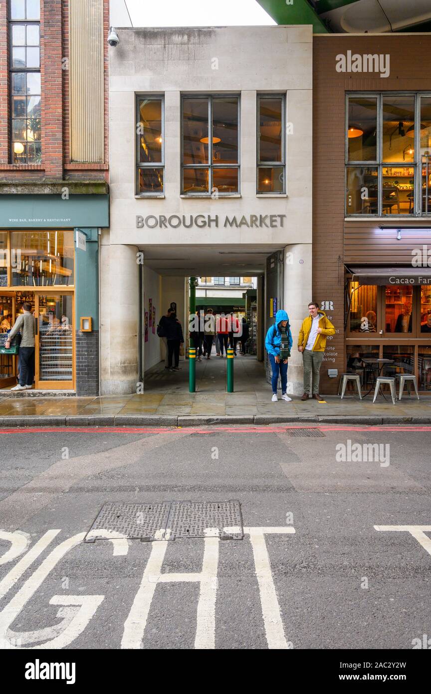 LONDON - SEPTEMBER 27, 2019: An entrance archway to Borough Market in ...