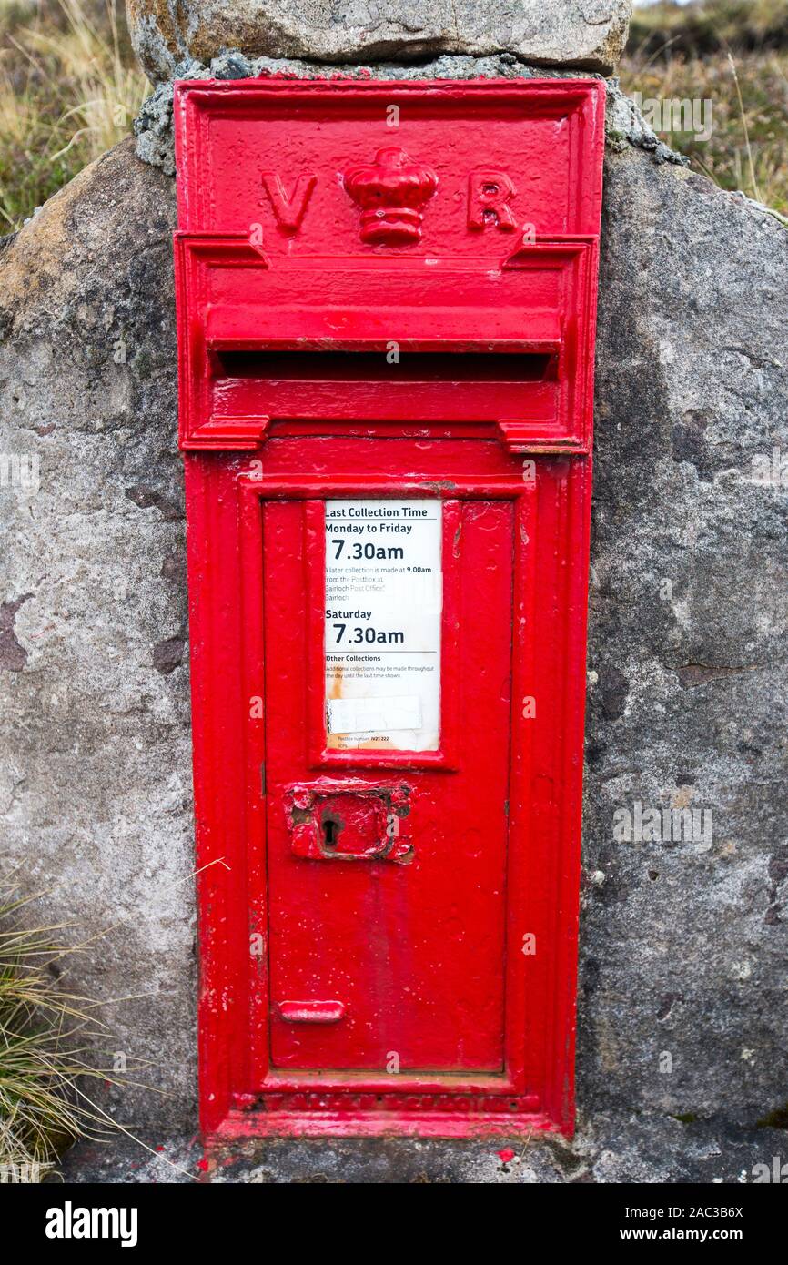 A Queen Victoria postbox at Redpoint in Scotland, UK Stock Photo - Alamy