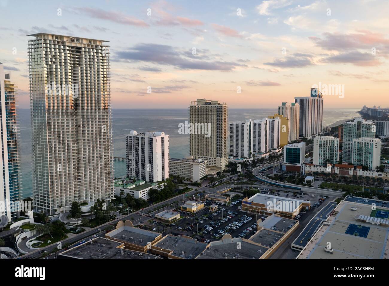Aerial view of miami sunset hi-res stock photography and images - Alamy