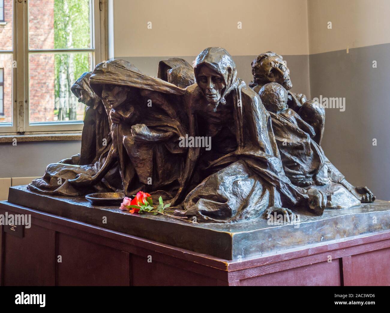 The sculpture with the title "Starvation" by Mieczysław Stobierski ...
