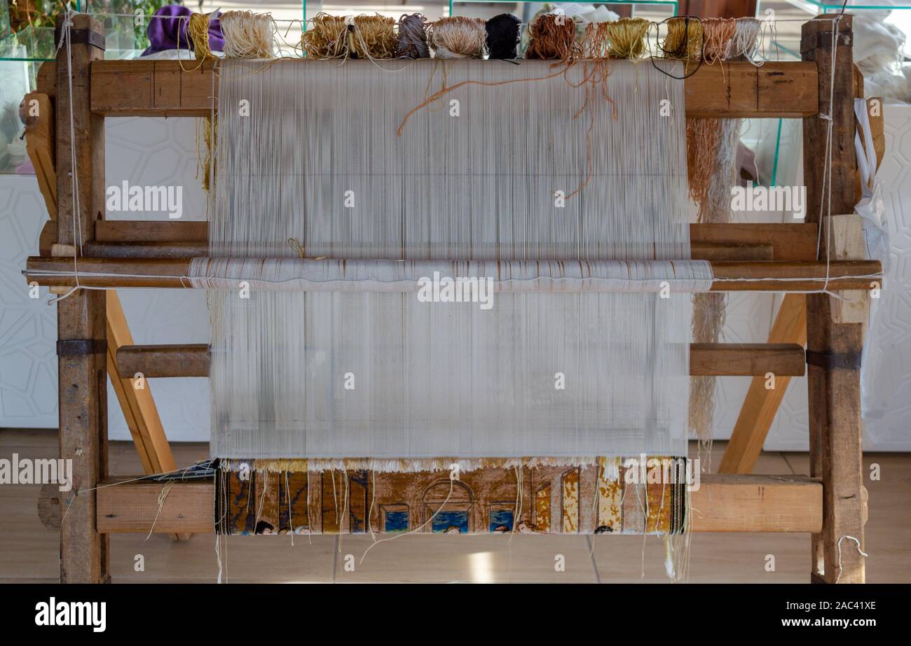 Old loom hi-res stock photography and images - Alamy