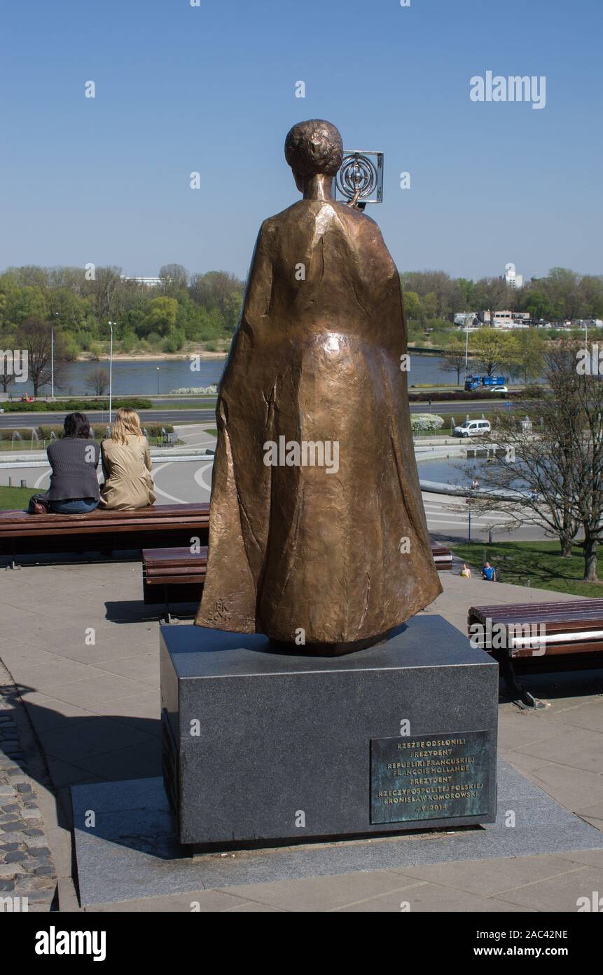 Maria Skłodowska-Curie monument by Bronisław Krzysztof, Warsaw, Poland ...