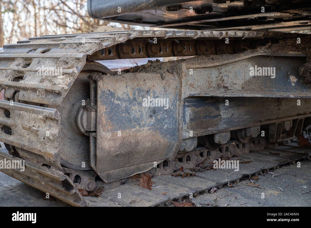 Backhoe with tracks hi-res stock photography and images - Alamy