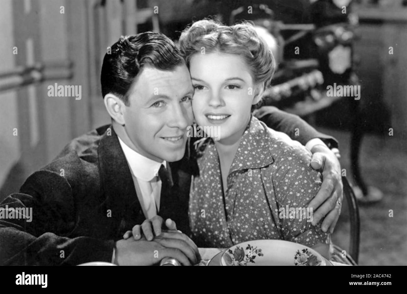 LITTLE NELLIE KELLY 1940 MGM film with Judy Garland and George Murphy ...