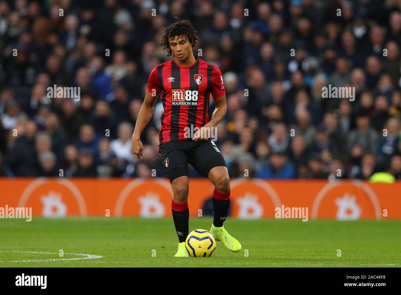 Bournemouth nathan ake hi-res stock photography and images - Alamy