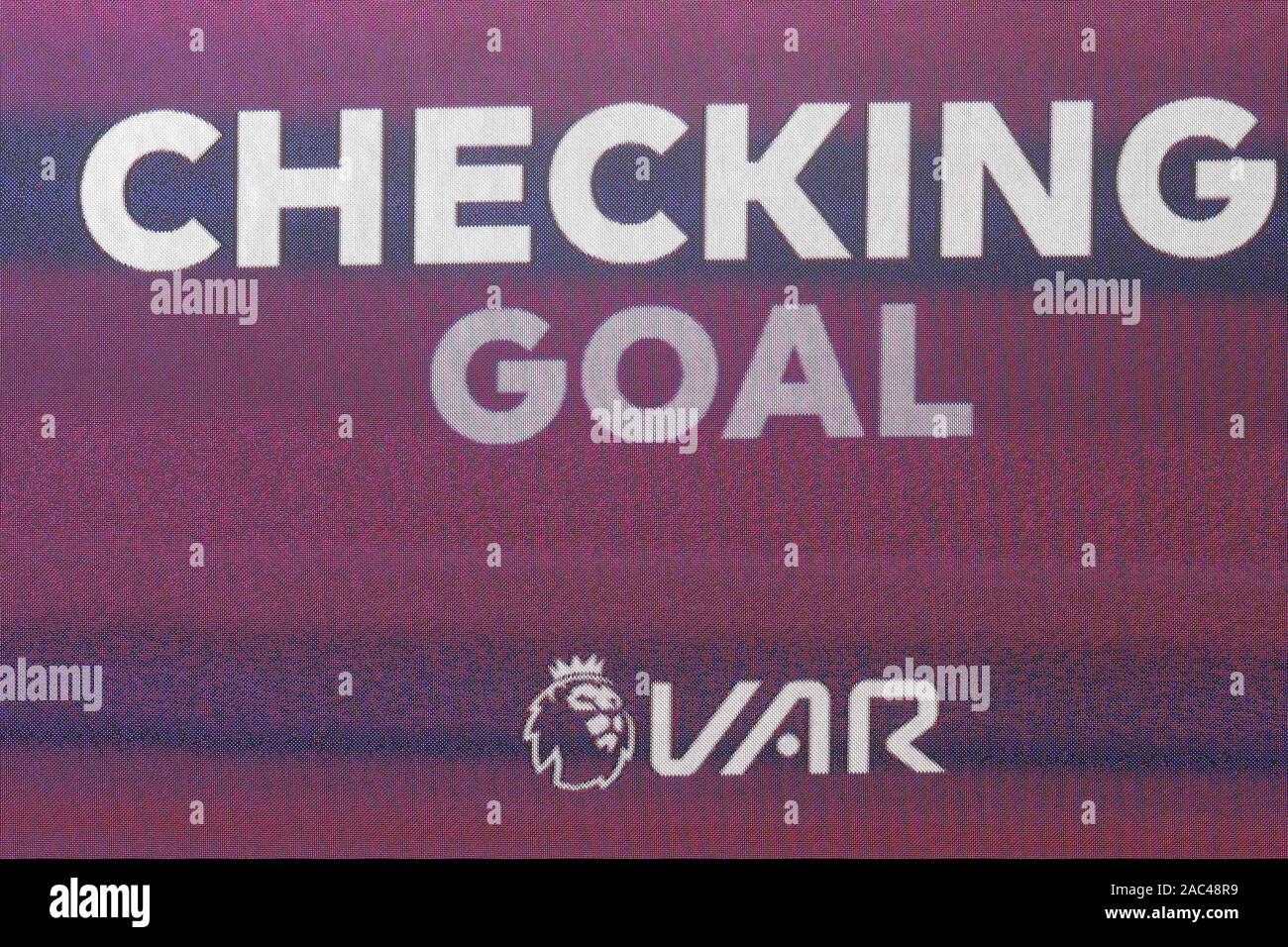 Football giant screen london hi-res stock photography and images - Alamy