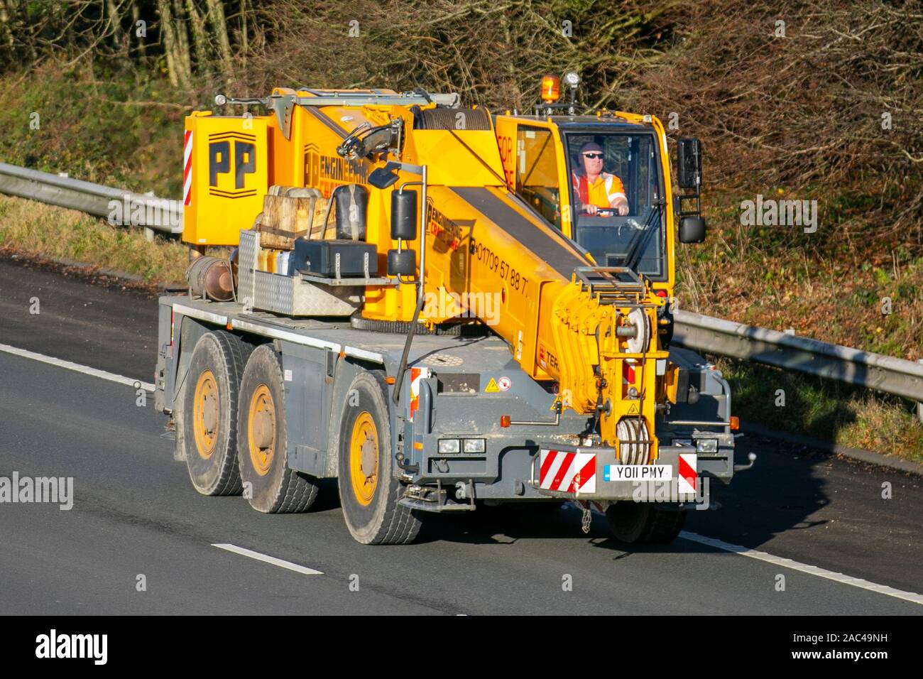 Scania truck crane hi-res stock photography and images - Alamy