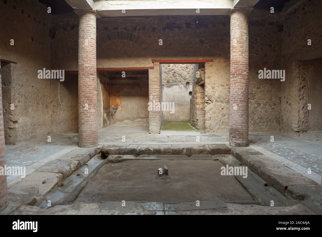 Villa of the mysteries hi-res stock photography and images - Alamy