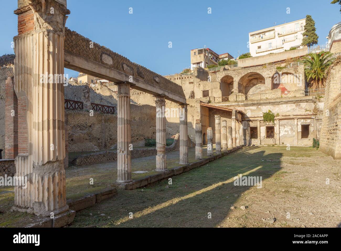 Roman palaestra hi-res stock photography and images - Alamy