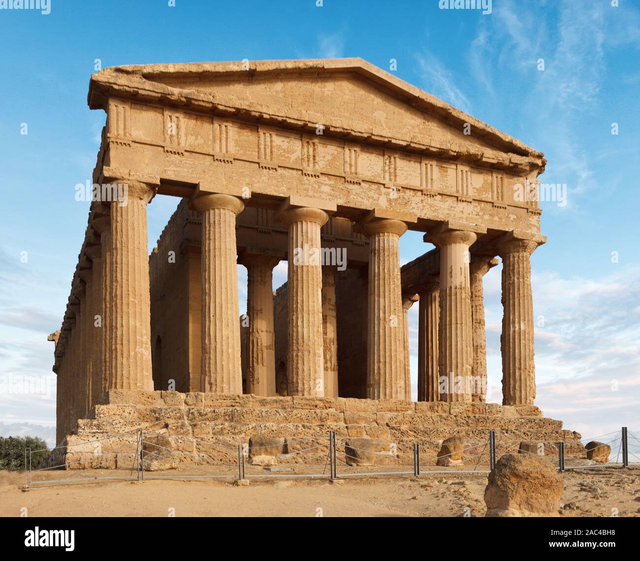 Akragas hi-res stock photography and images - Alamy